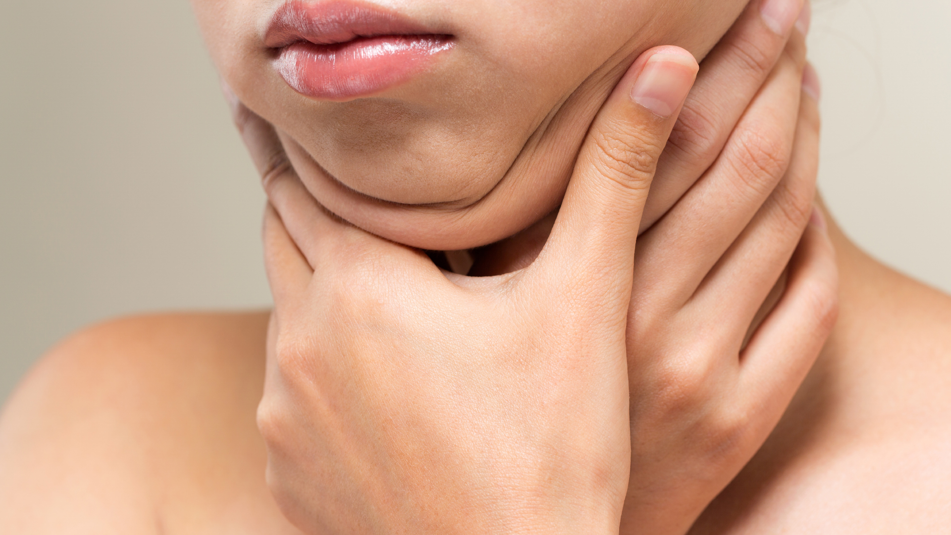 Liposuccion du cou : prix, procédure et résultats avant-après | Body Expert